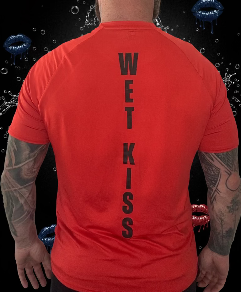 RED DRY FIT – Wet kiss drinks